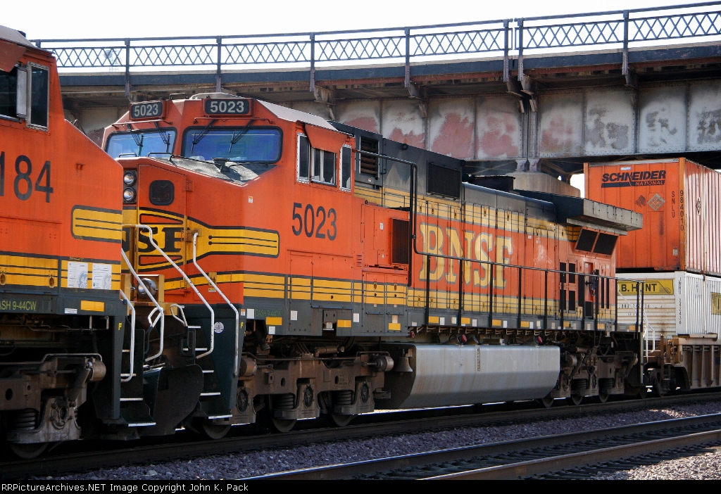 BNSF 5023